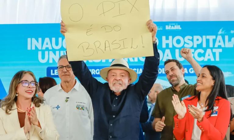 LULA DEFENDE PIX E CRITICA PRESSÃO DOS EUA SOBRE SISTEMA DE PAGAMENTOS ...
